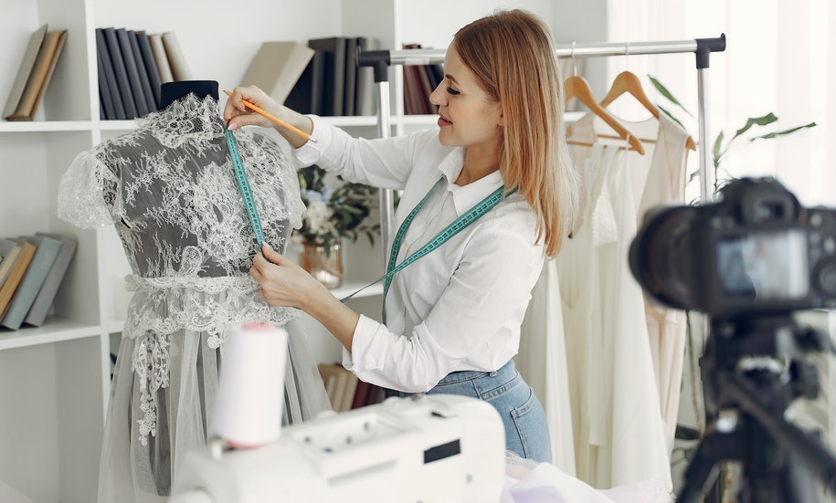 Saiba tudo sobre o Curso Superior em Design de Moda | Voomp Blog